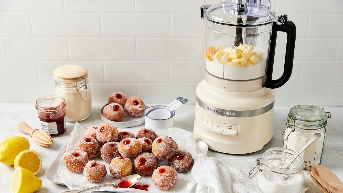 What is a food processor and what is it used for? | KitchenAid Australia